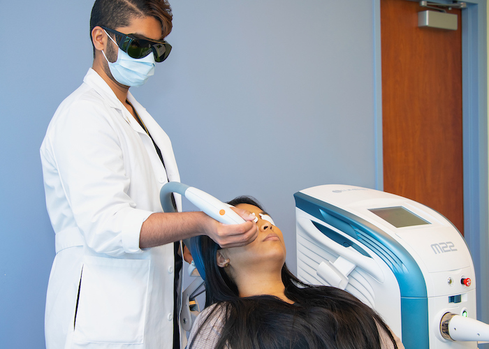 Eye Institute Offers New Treatment for Dry Eyes | Midwestern University ...