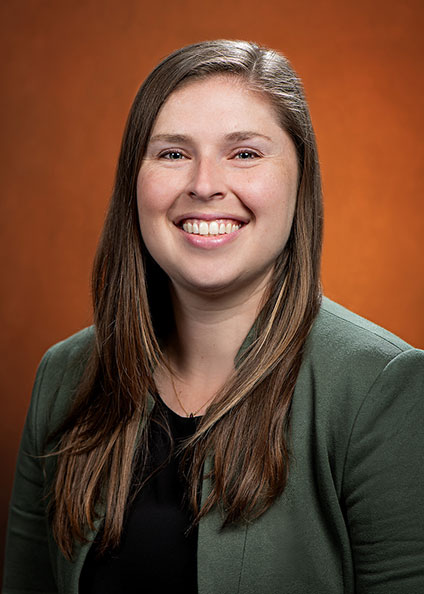 Cileah Kretsch-York, D.V.M., M.S., DACVIM (LA) | Midwestern University ...