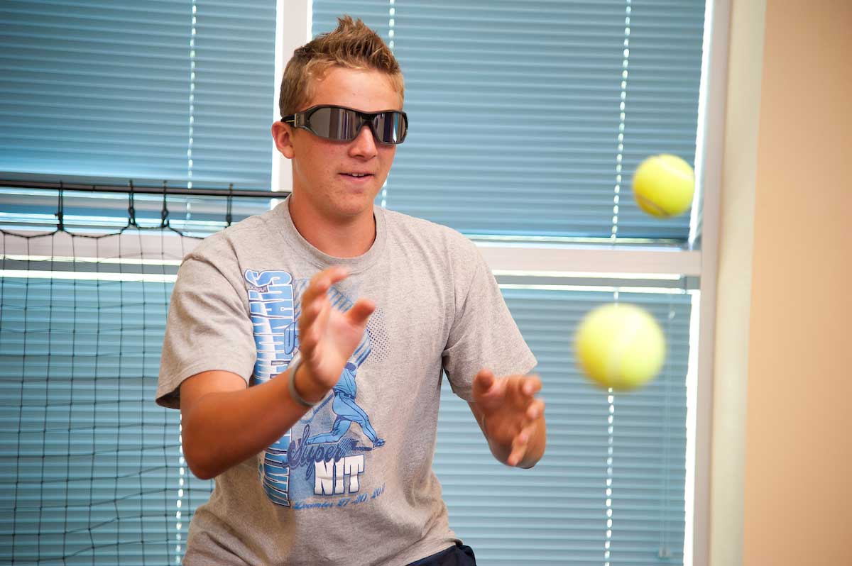 Sports Vision Training | Midwestern University Clinics