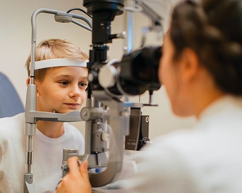 Eye Institute - IL | Midwestern University Clinics