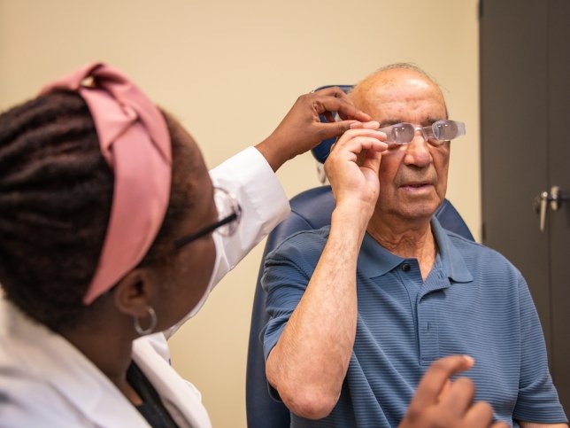 Eye Institute - IL | Midwestern University Clinics